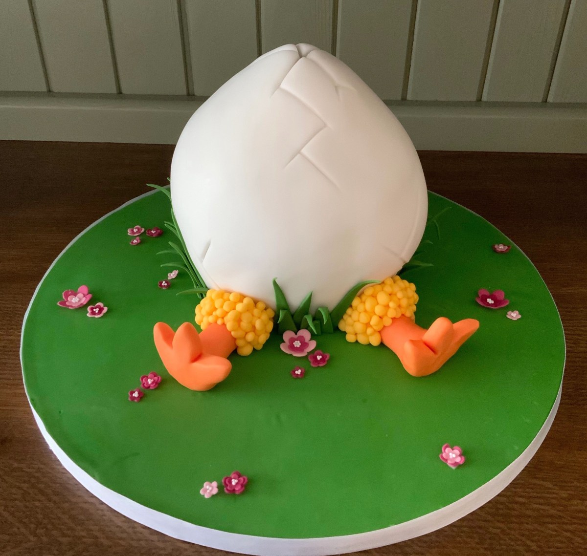 Hatching Egg Easter Cake | Gloverly Cupcakes
